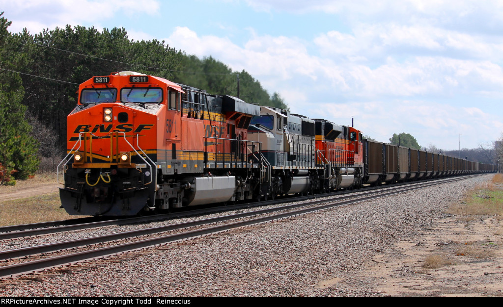 BNSF 5811